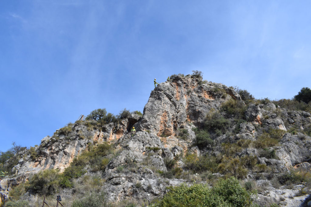 Emergencias estabilización de taludes en carretera | Grupo Desnivel